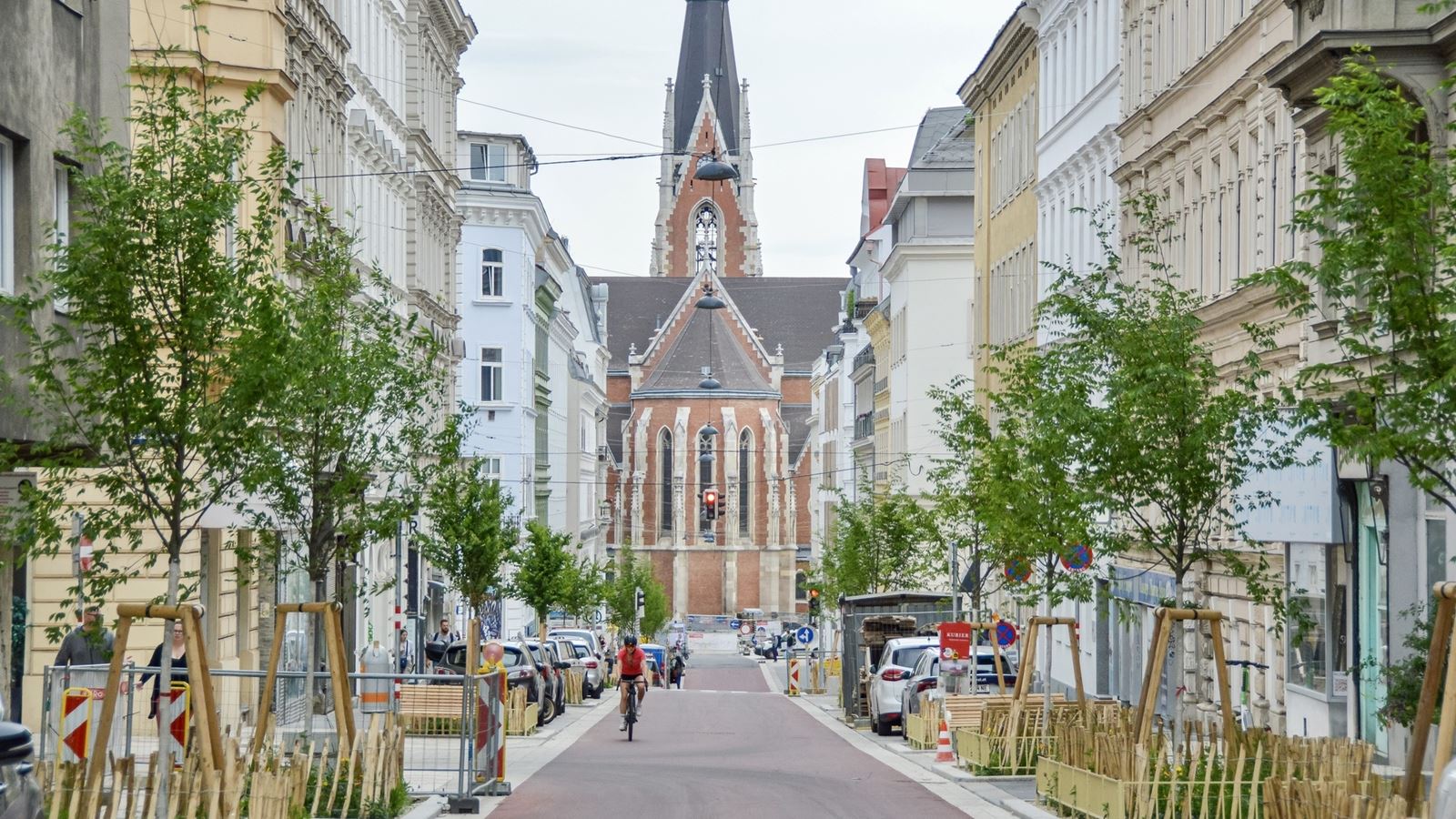Designing the first Dutch cycle street in Austria | Haskoning